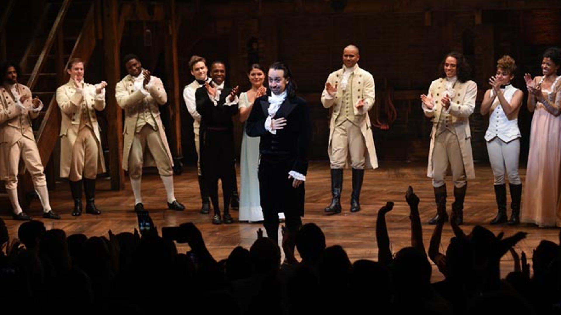 Lin-Manuel Miranda gets final curtain call in 'Hamilton' | Fox News