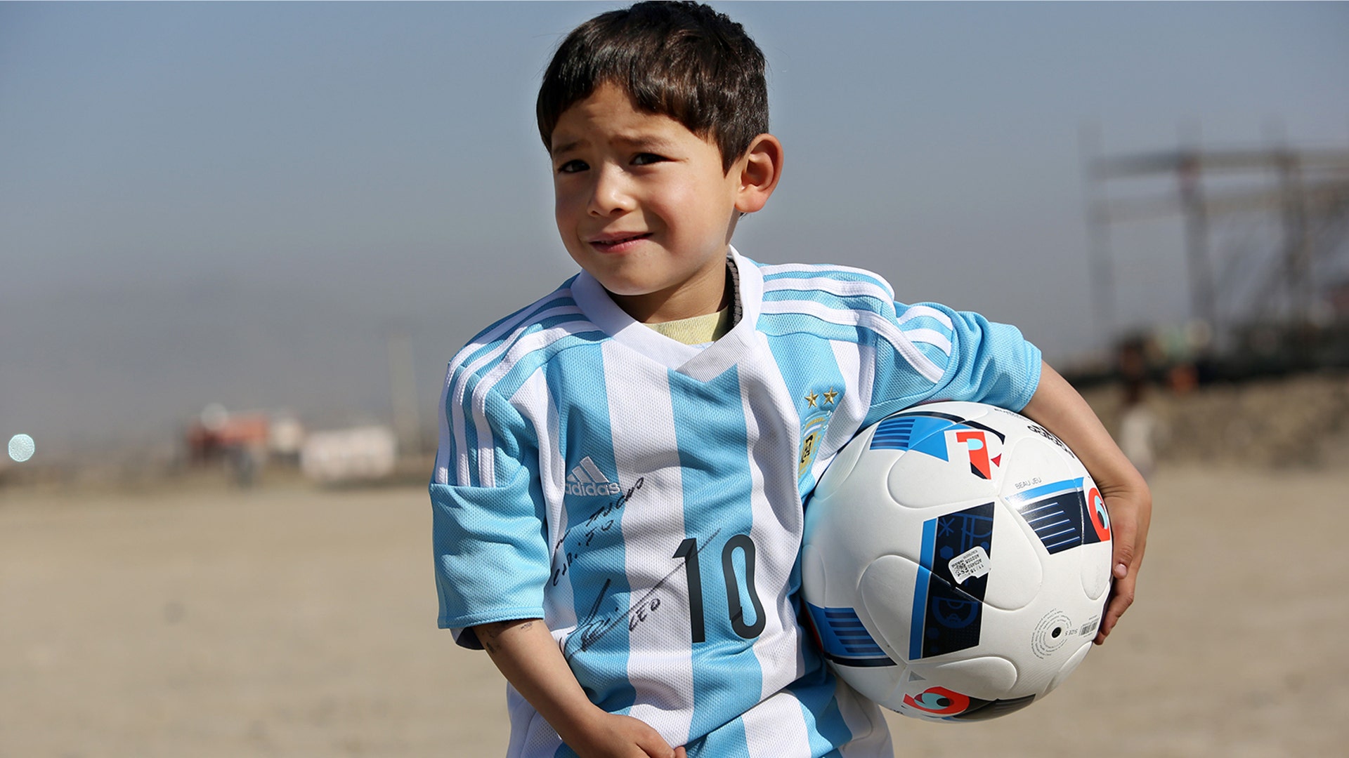 Afghan boy in homemade jersey now looks to meet Lionel Messi | Fox News