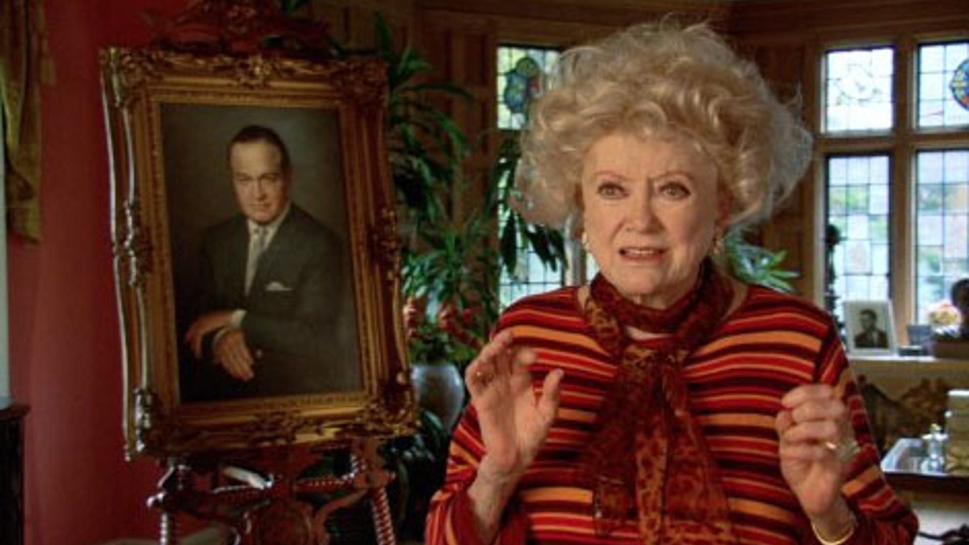 The Remarkably Funny Phyllis Diller (1917 - 2012) | Fox News