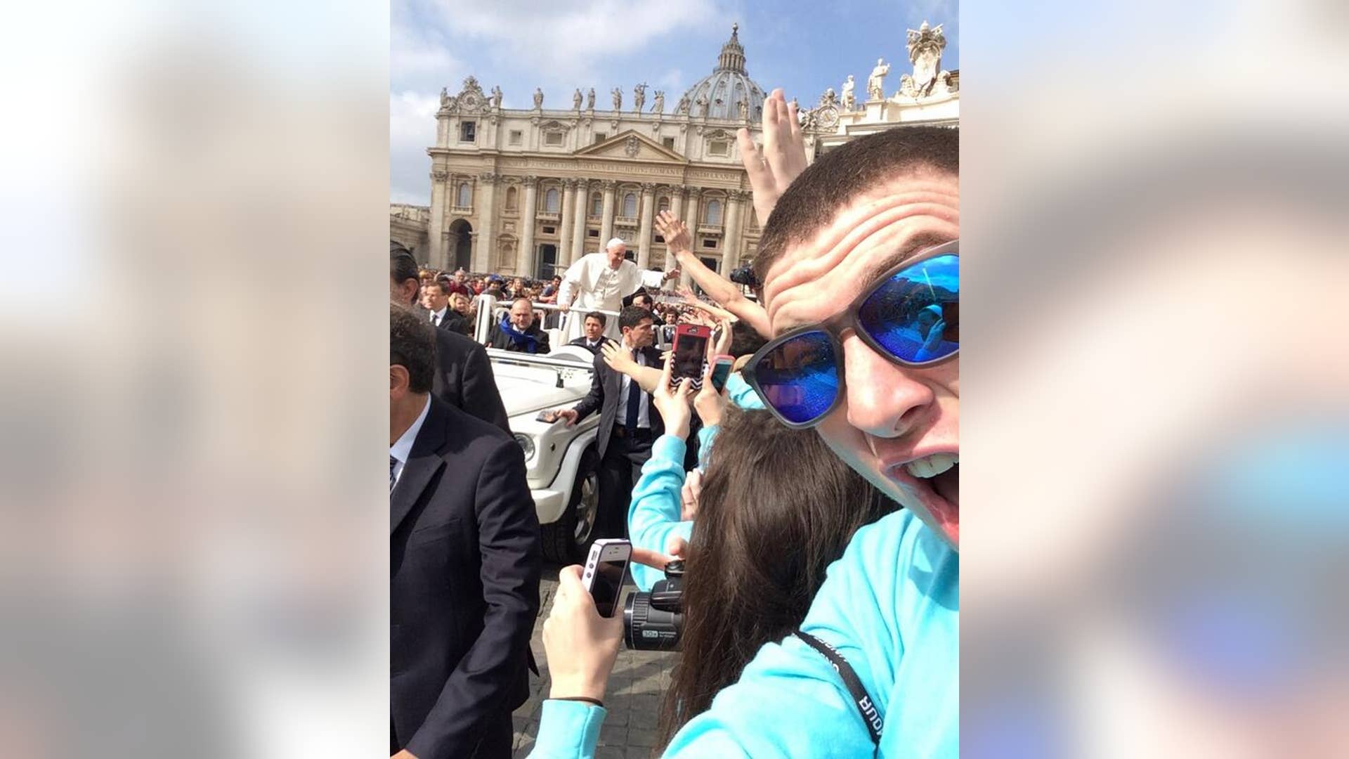 The Holiest Of Selfies: Snapping Yourself With Pope Francis | Fox News