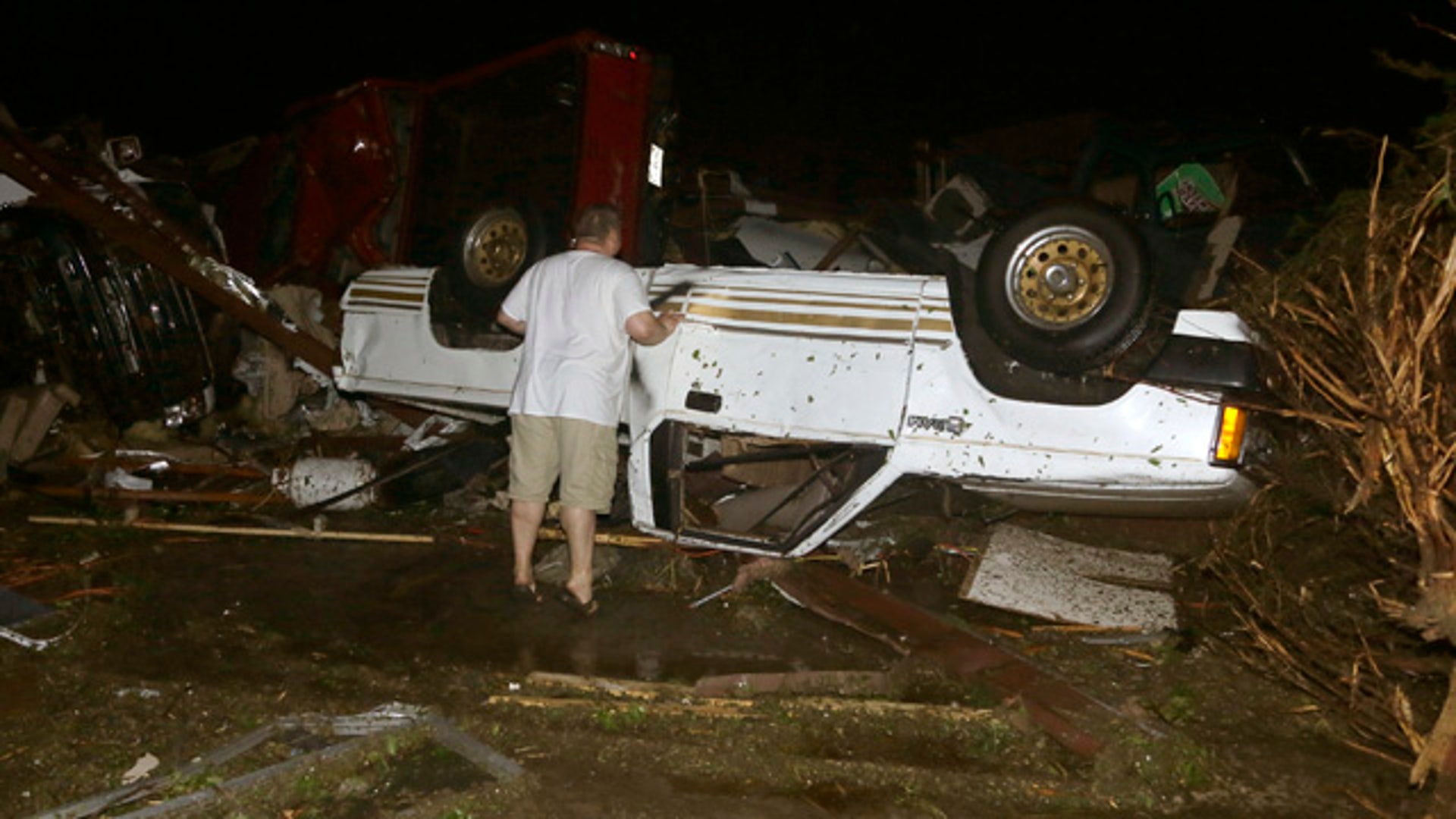 Tornadoes tear through central US | Fox News Tornadoes tear through central US | Fox News