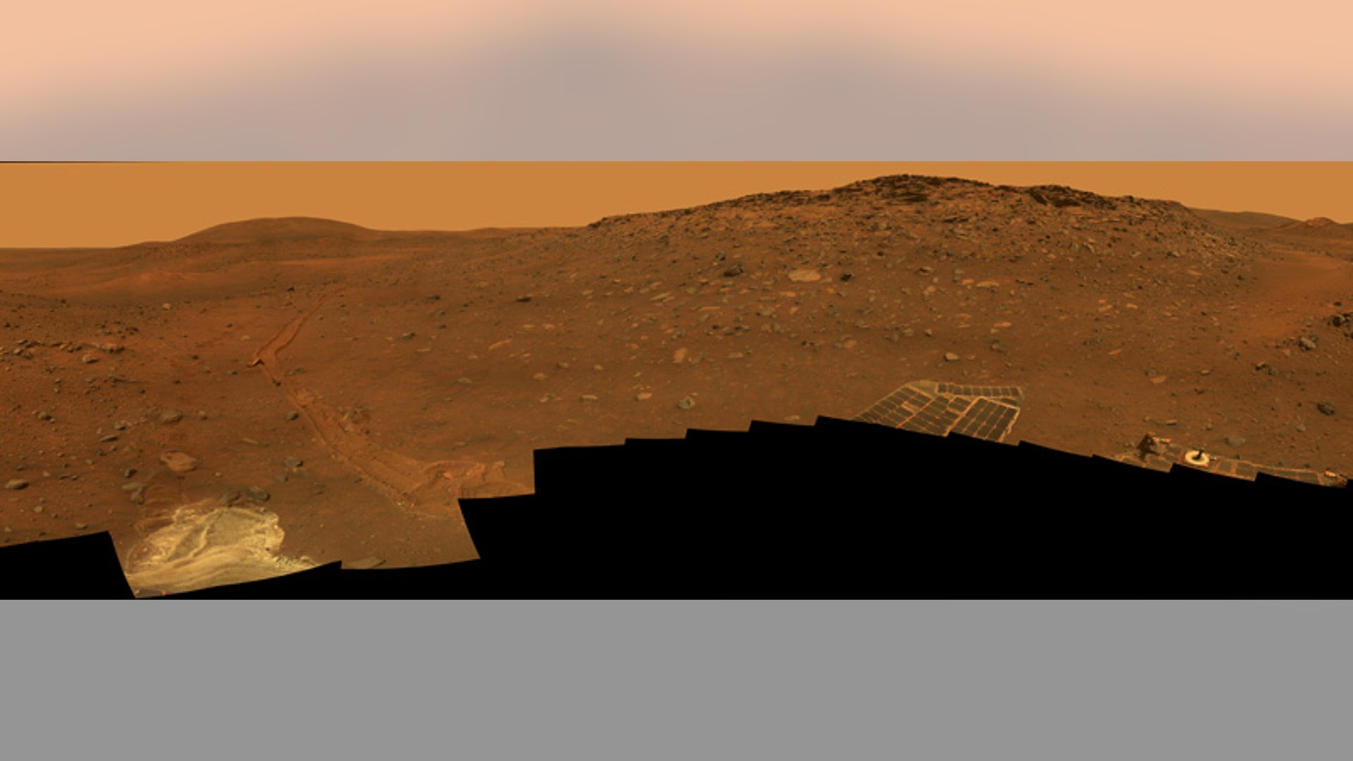 From the Edge of a Crater, Amazing New Pics of Mars | Fox News