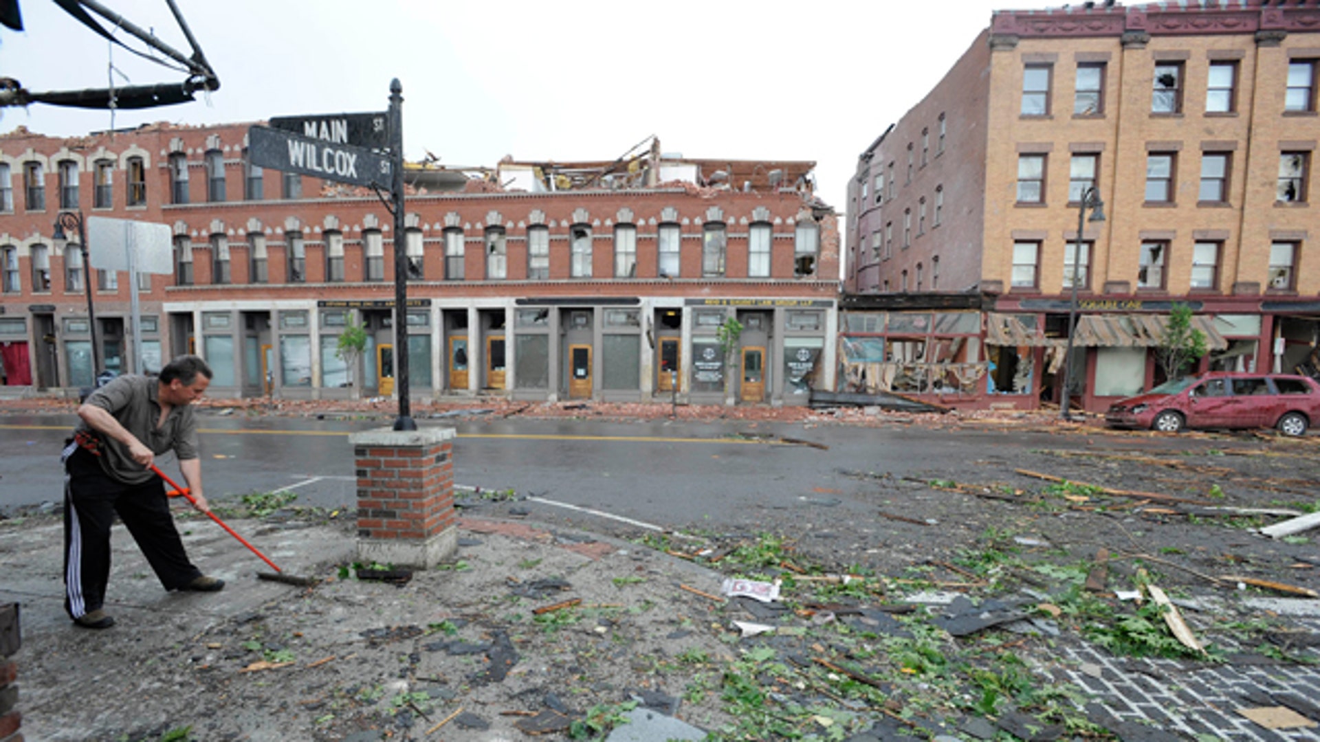 Deadly Tornadoes Sweep Through Massachusetts | Fox News