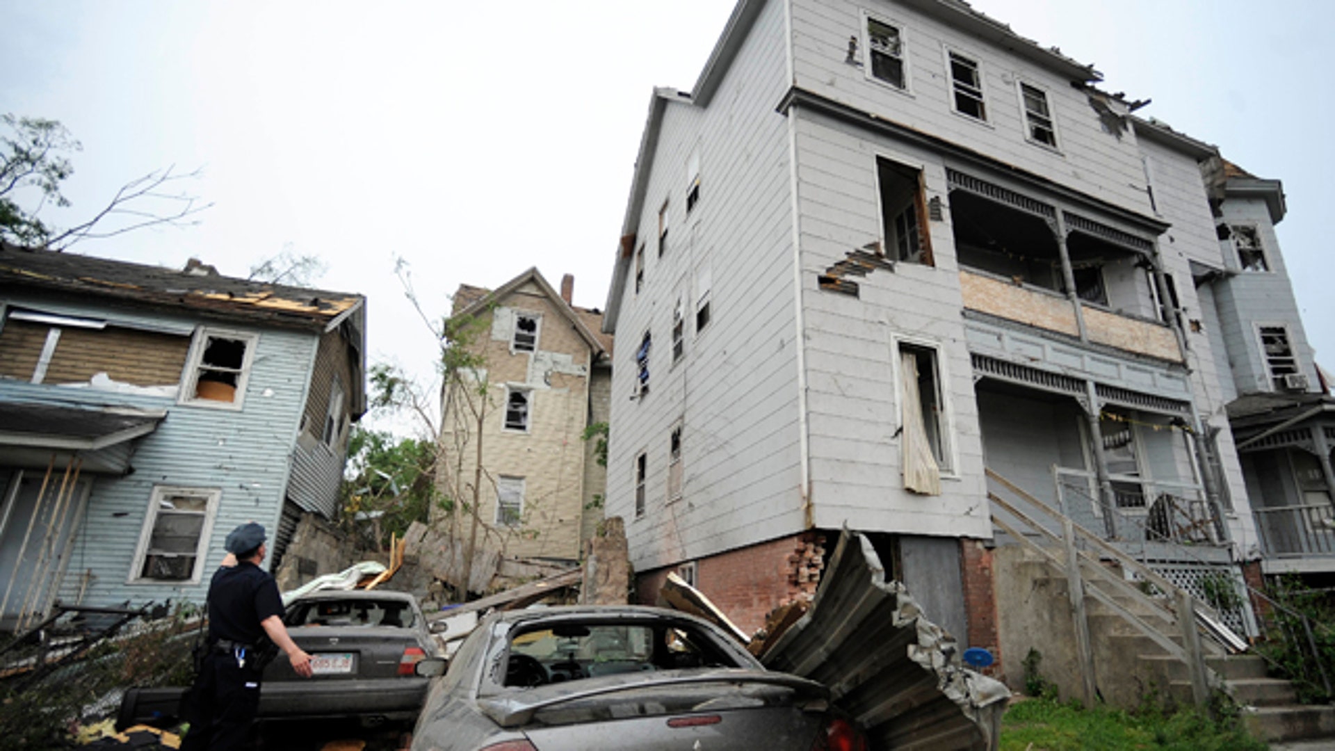 Deadly Tornadoes Sweep Through Massachusetts | Fox News