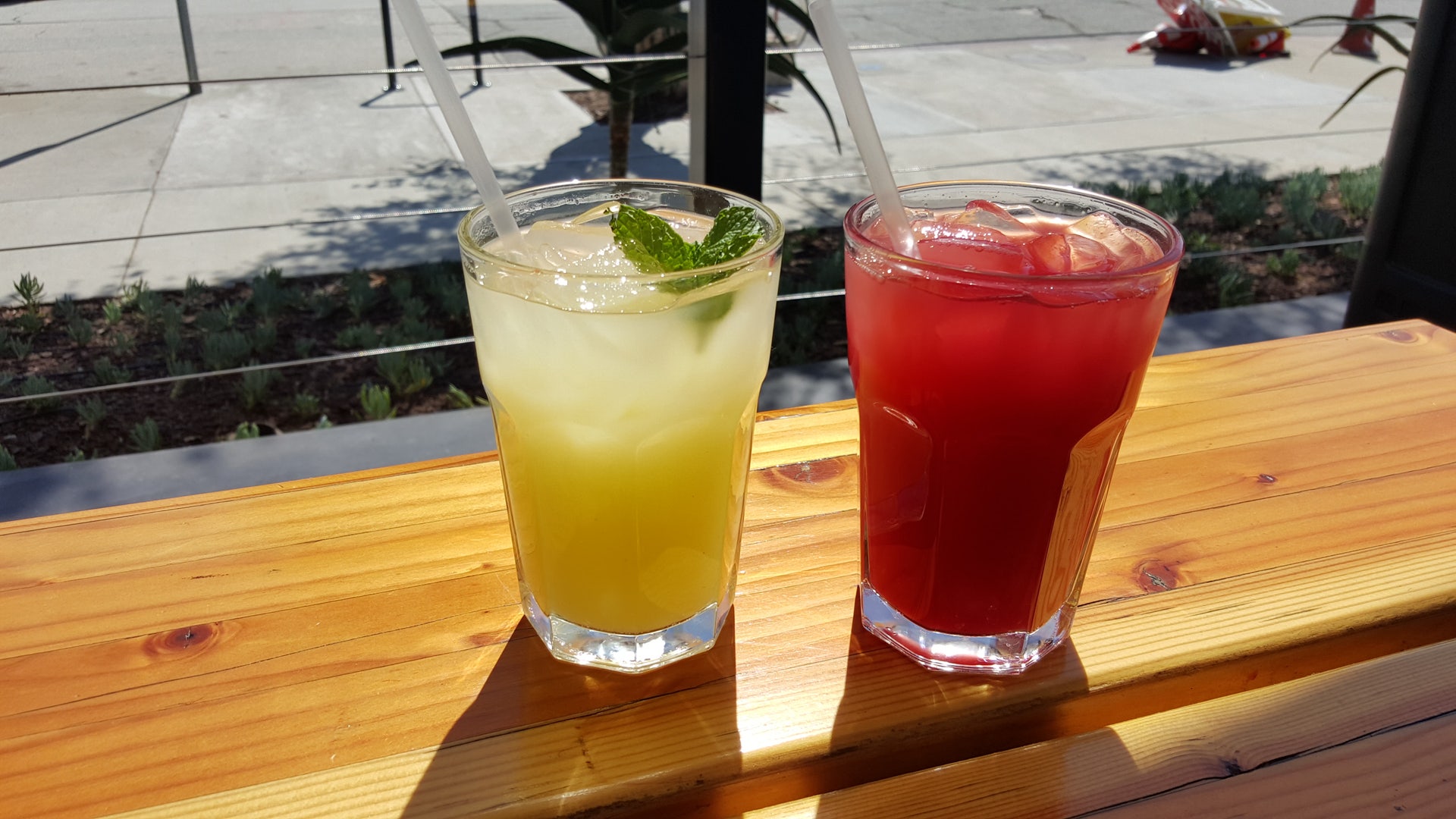 Danny Trejo brings mother's cooking into new taqueria | Fox News