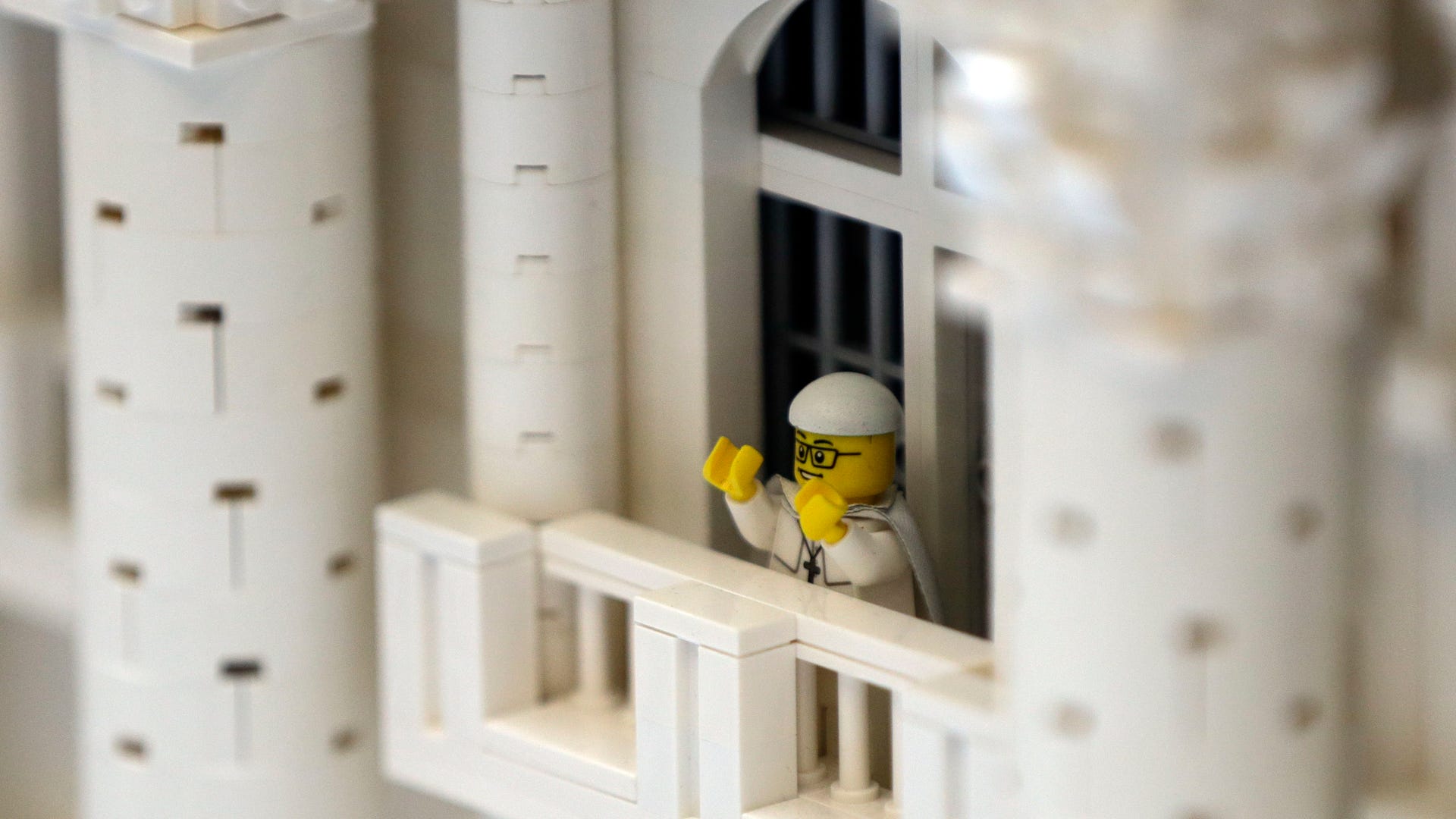 Astonishing Lego model of Vatican took Philly priest 500K pieces and 10 ...