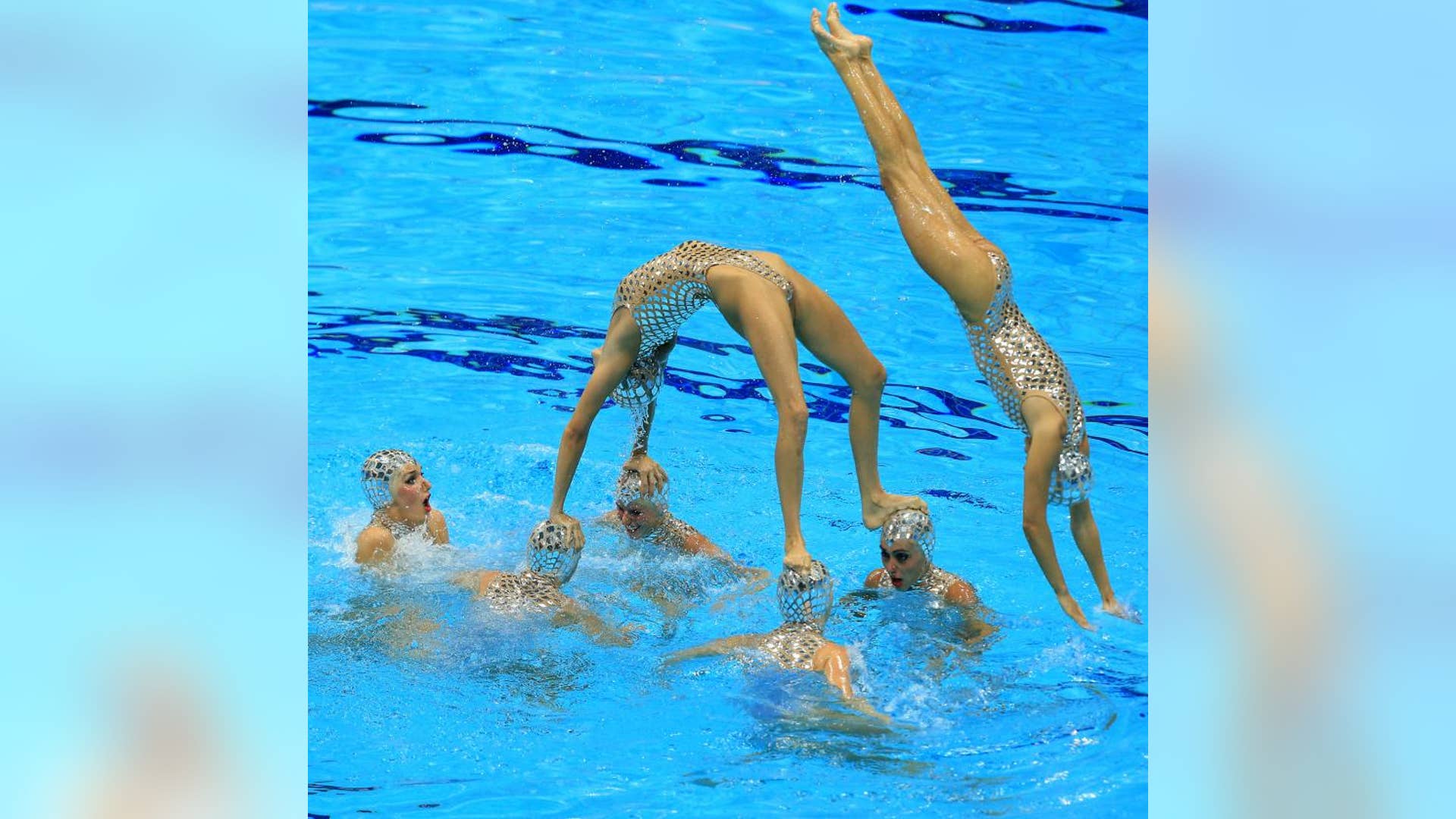 PHOTOS: Synchronized Swimming | Fox News