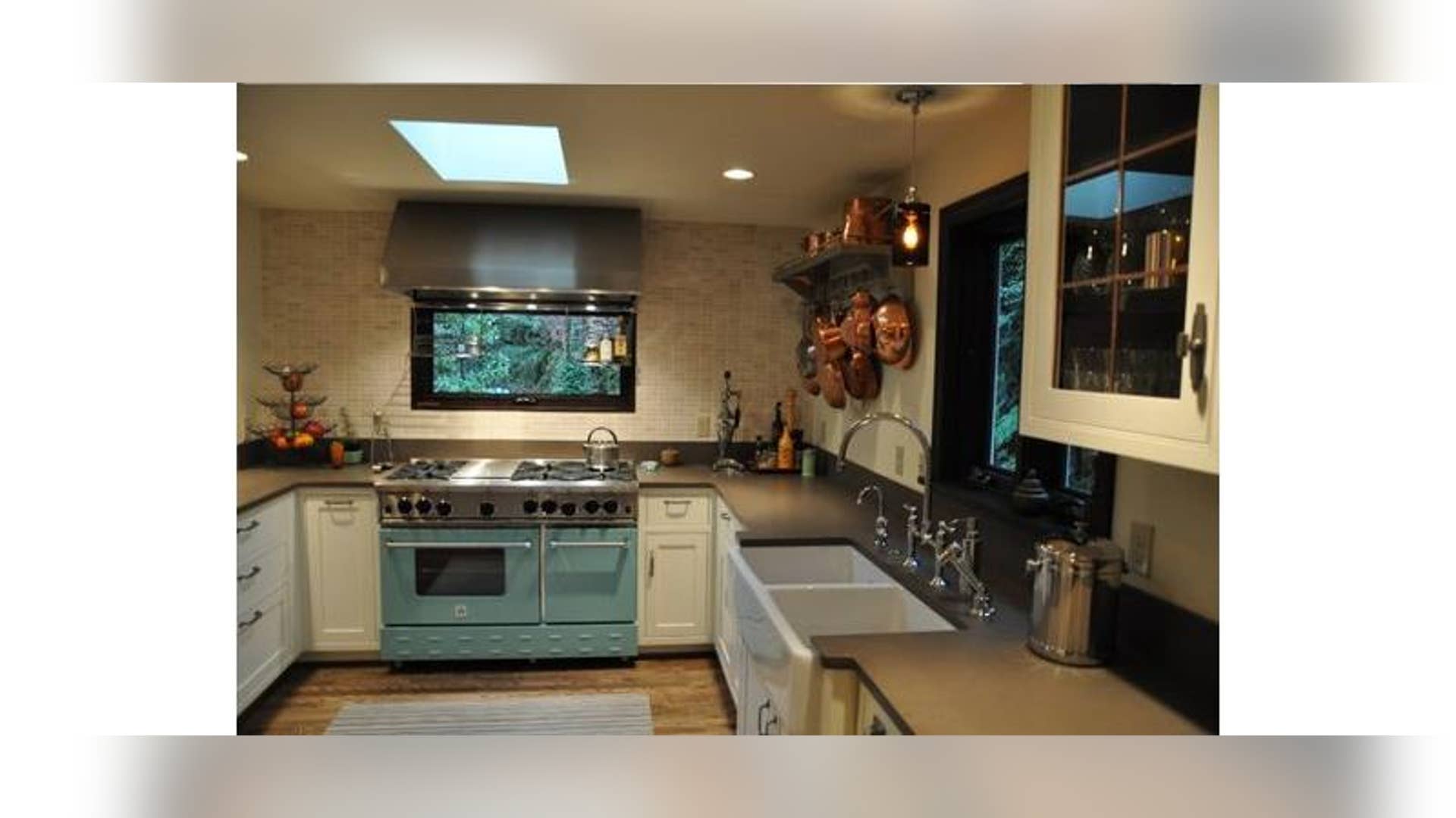 Renovation Inspiration: Colorful Ovens | Fox News