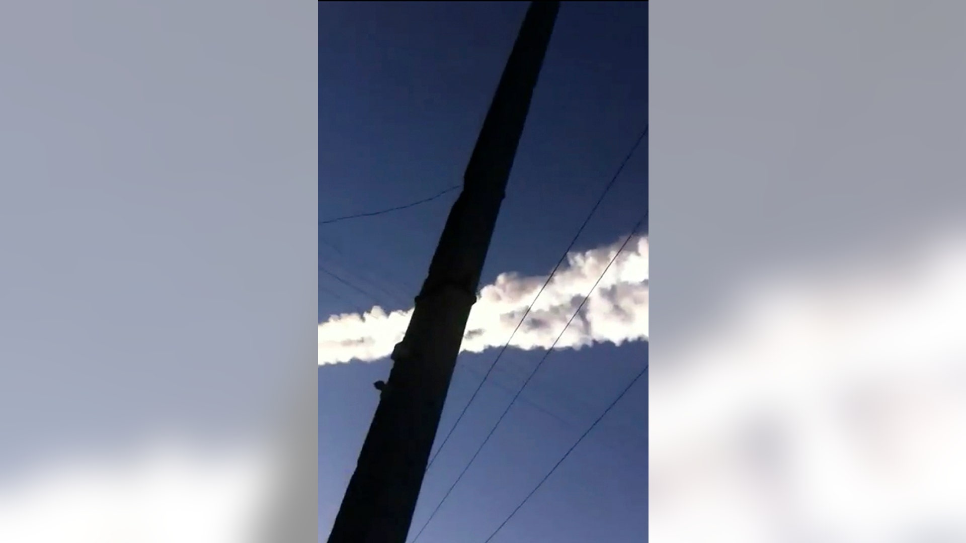 Fire in the sky: Nearly 1,100 injured as meteor falls in Russia | Fox News