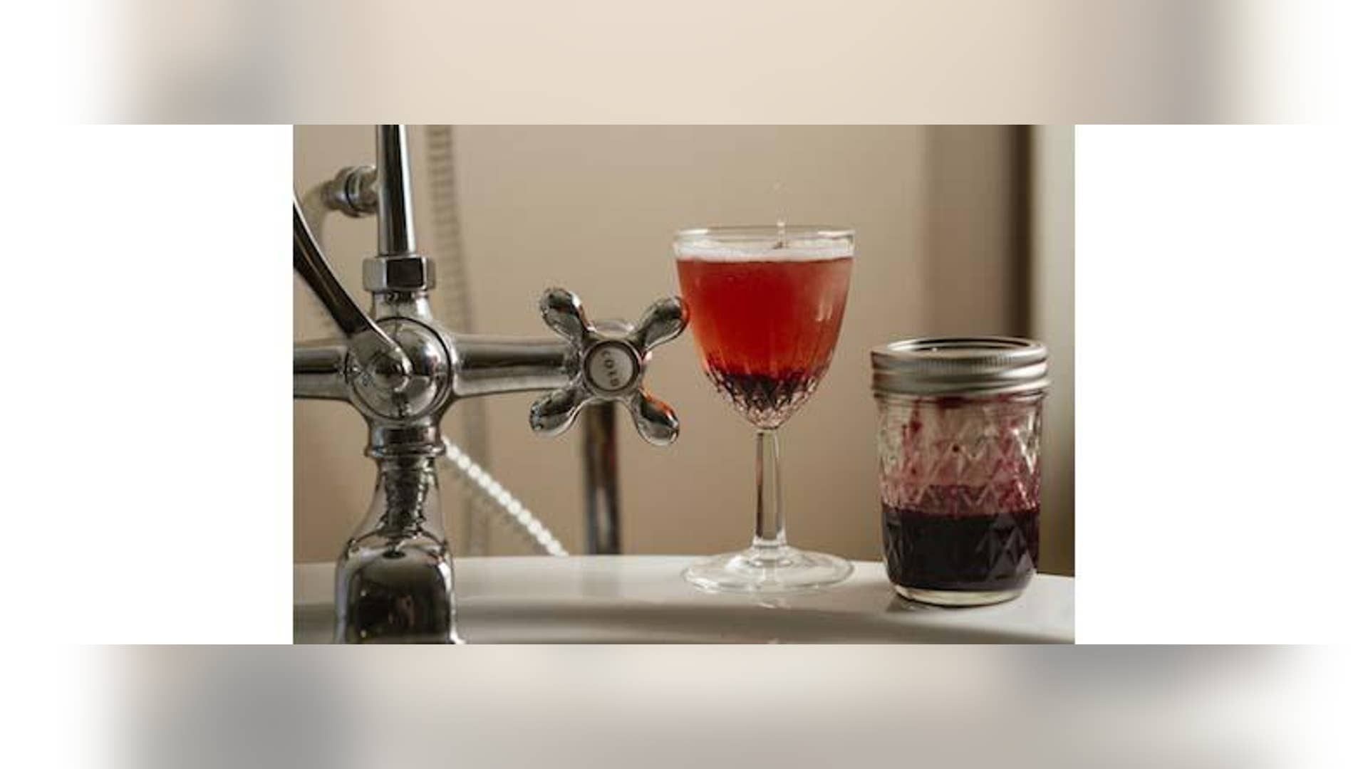 11 Champagne Cocktails to Sip While Watching the Ball Drop | Fox News