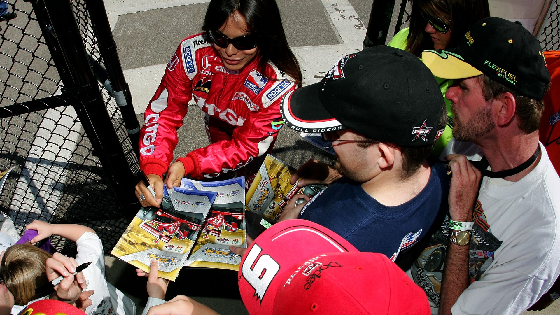 Beauty On Wheels: Meet Race Car Driver Milka Duno | Fox News