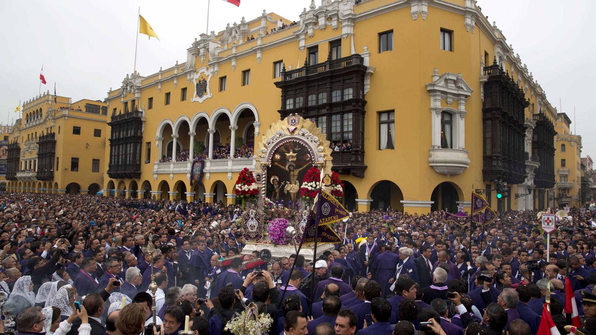 Catholics venerate Lima's patron saint | Fox News