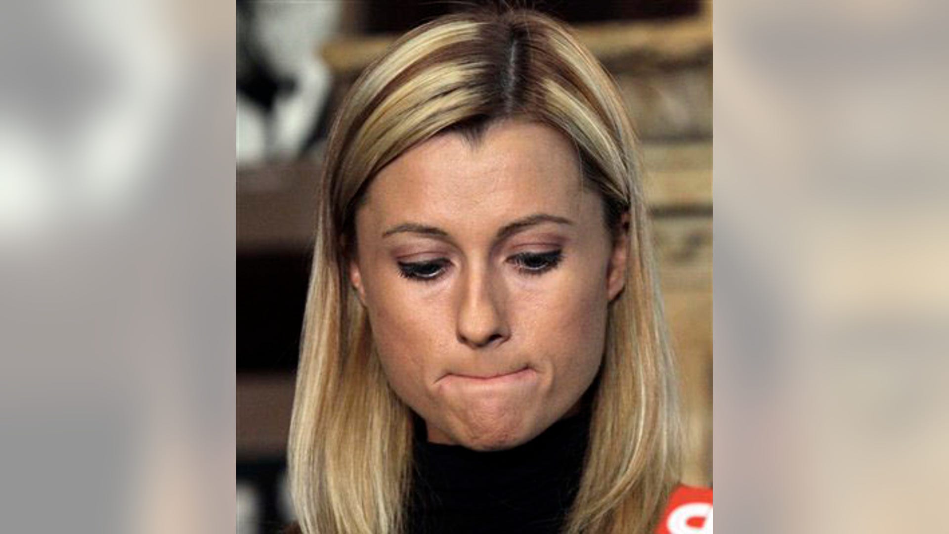 Ginger Lee Holds News Conference About Communications With Rep. Weiner ...