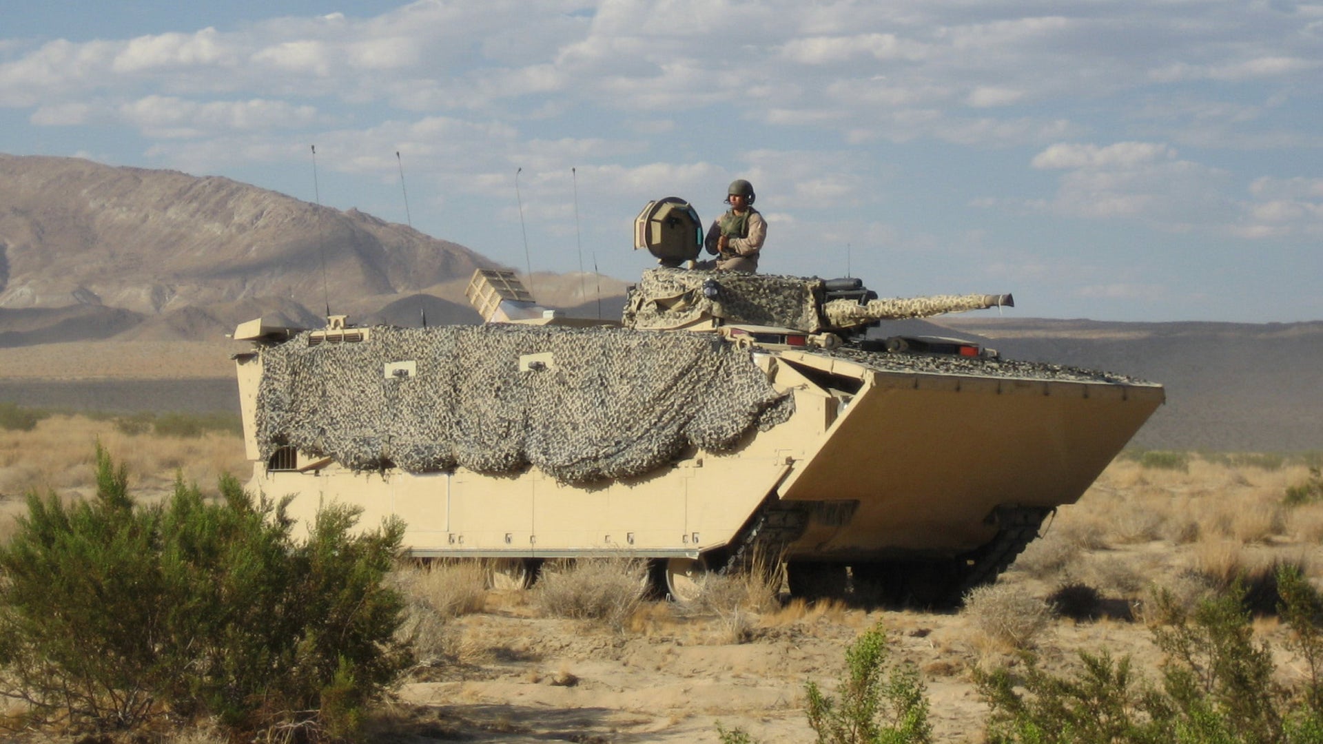 Marines Unveil New Amphibious Vehicle | Fox News