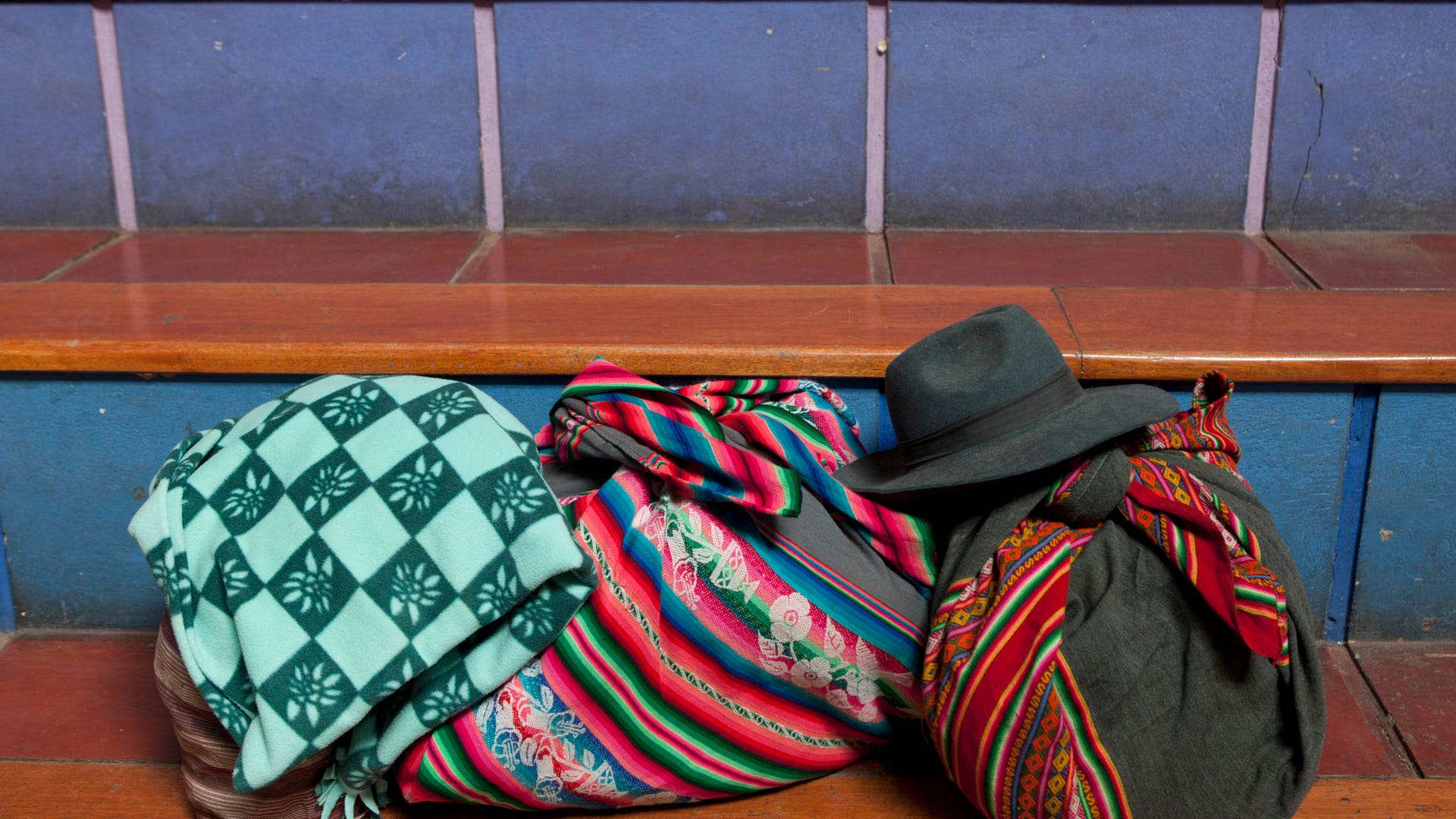 Peru Returns Bodies of War Victims to Families | Fox News