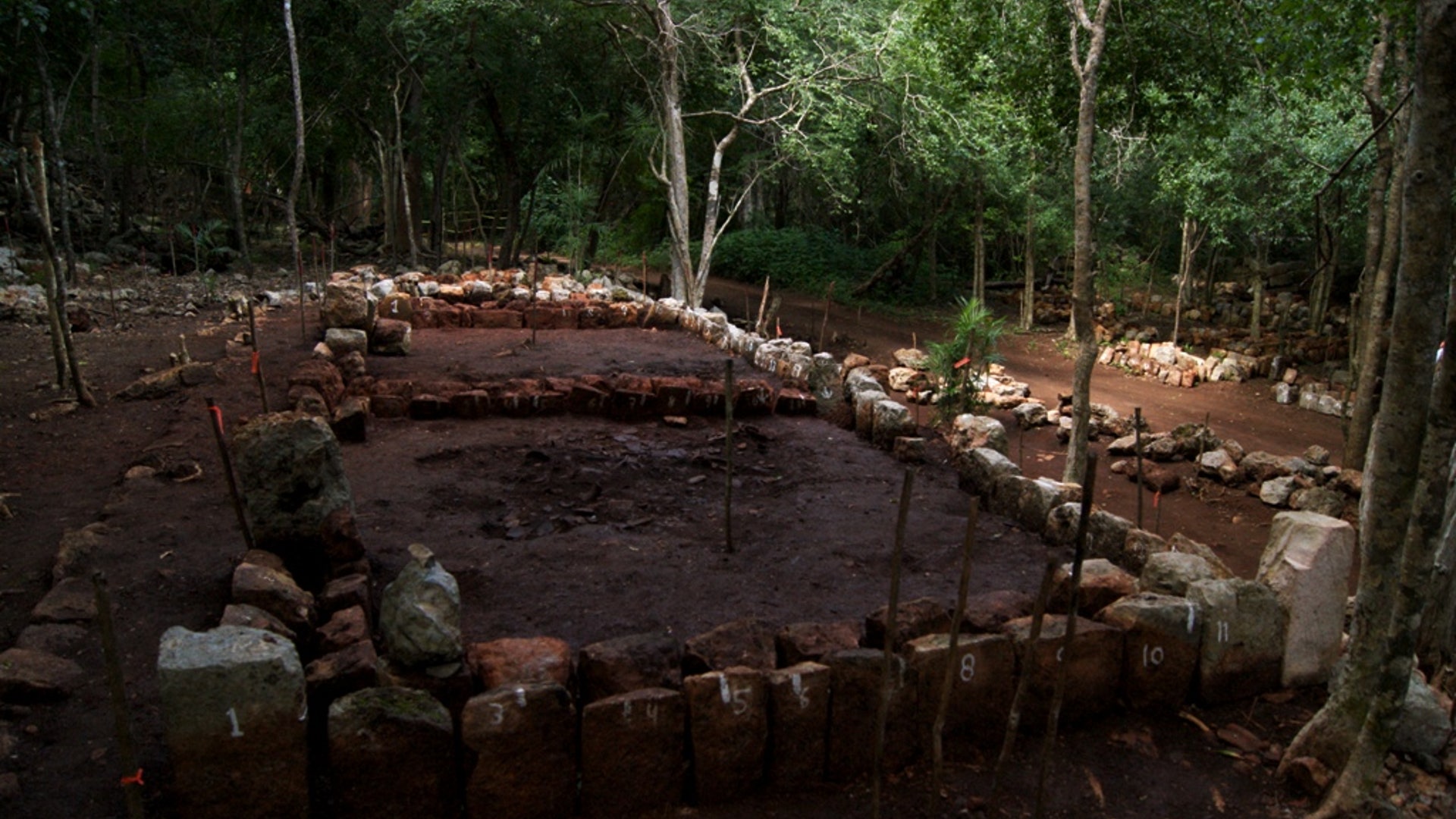 1,000 Year Old Mayan Kitchen | Fox News