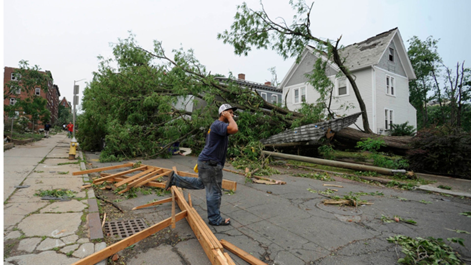 Deadly Tornadoes Sweep Through Massachusetts | Fox News