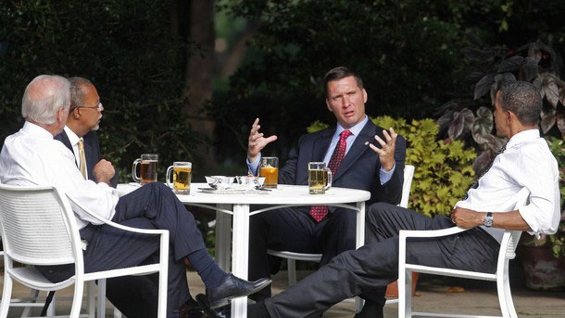 Obama's 'Beer Summit' Effort to End Racial Dispute | Fox News