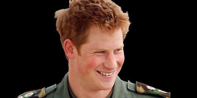 His Royal Fly-ness: Prince Harry Qualifies to Pilot British Army ...
