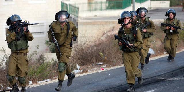 Israeli soldiers 'kill Palestinian civilian in Gaza' | Fox News