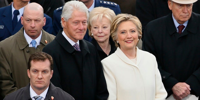 Anthony Bourdain Slammed Hillary Clinton And Gropey Disgusting Bill
