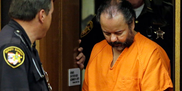 Ariel Castro, Cleveland kidnapping suspect, competent for trial | Fox News