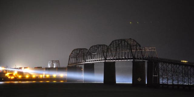 Officials: Portion of Kentucky bridge collapses | Fox News