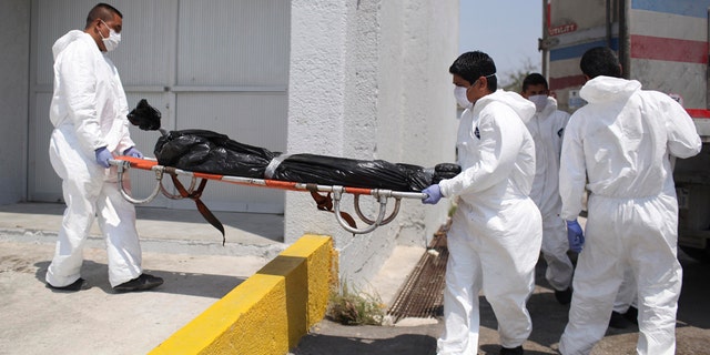 25 More Bodies Recovered In Mexico Soldiers Continue To Find Mass