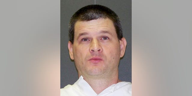 Man Convicted Of Killing Dallas Area Police Officer In 2002 Set For