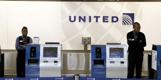 United Airlines fixes problem with computer system after thousands of ...