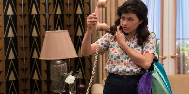 'Arrested Development' star Alia Shawkat reveals she cried after ...