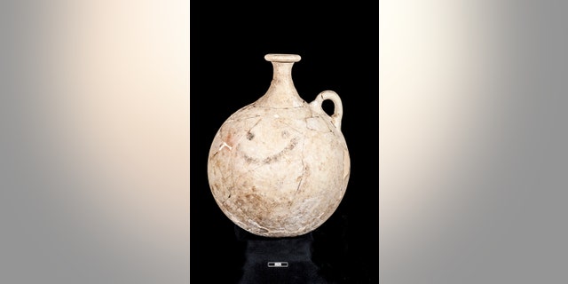 History's 1st emoji? Ancient pitcher shows a smiley face | Fox News