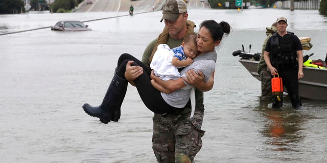 Harvey Heroism Citizens Step Up To Help Others During Deadly Storm