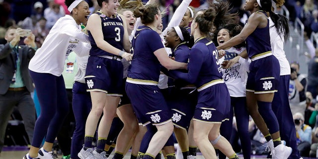 Uconn Women Stunned By Notre Dame Ousted From Final Four Fox News