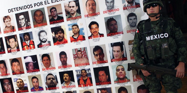 Mexican Drug Traffickers Make Knockoff Military Uniforms, 4th Gen ...