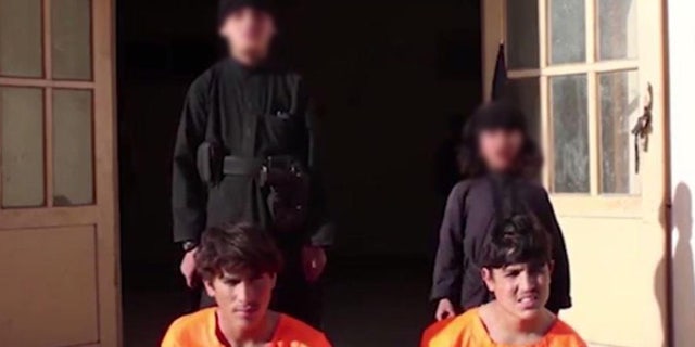 New ISIS video shows kids as young as 8 executing prisoners | Fox News