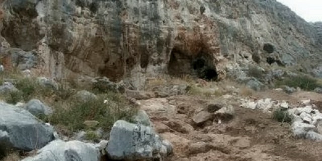 Jawbone discovered in Israel is the earliest modern human fossil ... Jawbone discovered in Israel is the earliest modern human fossil ...