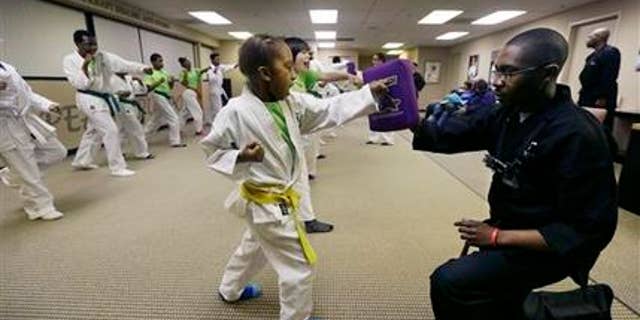 Michigan-based martial arts program helps kids kick cancer | Fox News
