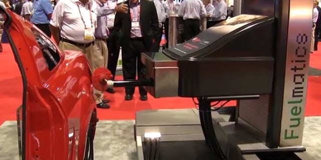 Robot gas pumps ready to fill your tank | Fox News