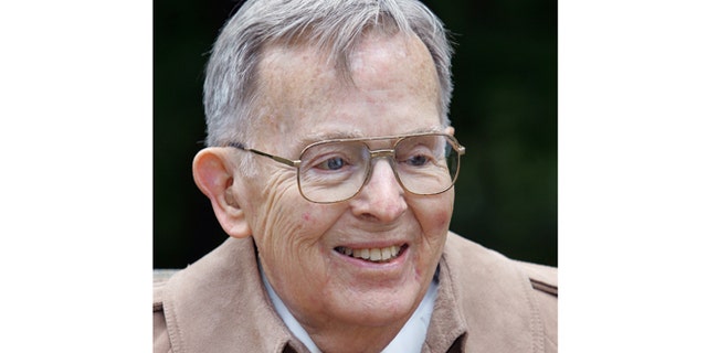 Billionaire philanthropist Jim Stowers dies at 90 | Fox News