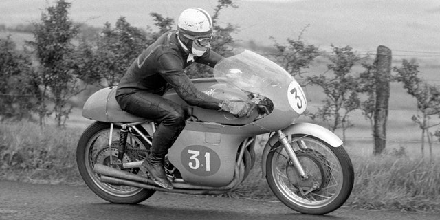 Former Formula One champion John Surtees dies at 83 | Fox News