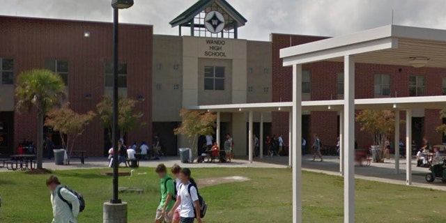 High school summer reading list is decried as anti-police | Fox News