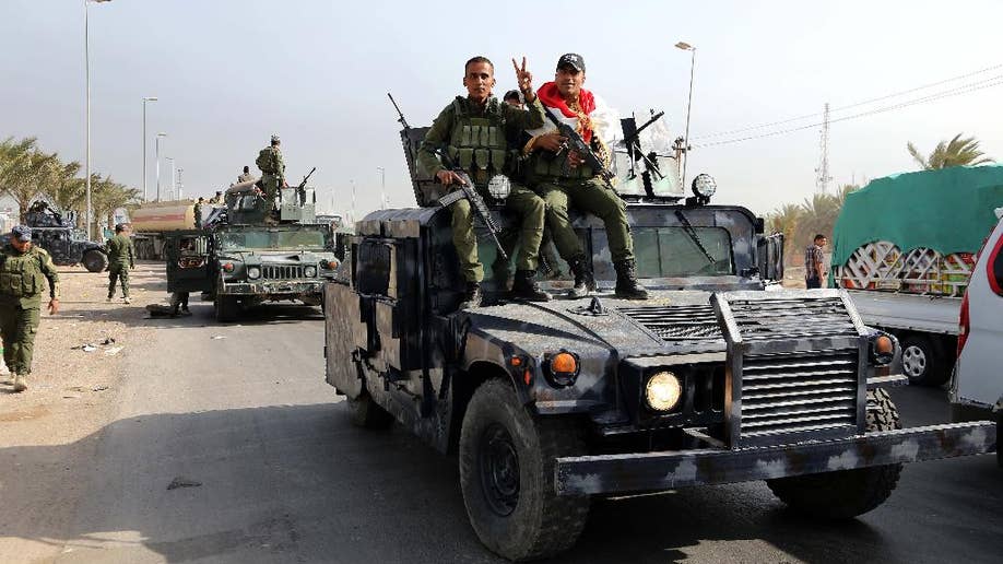 Iraqi official: Iraqi forces enter country's biggest refinery after ...