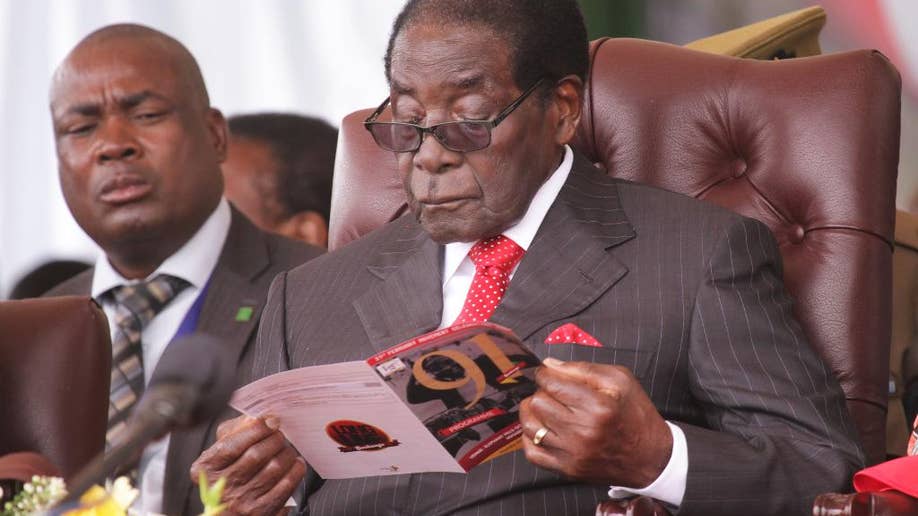 Zimbabwe: Thousands gather in Victoria Falls to celebrate Robert Mugabe ...