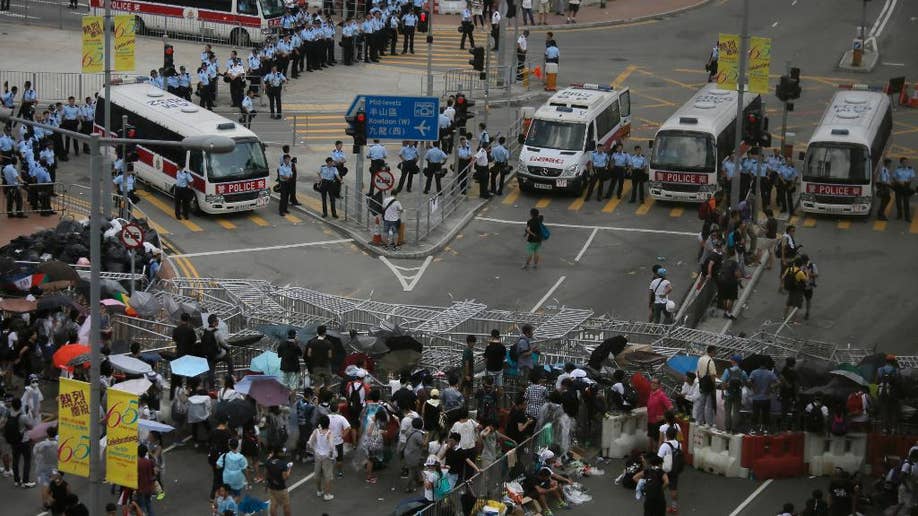 Hong Kong Democracy Protesters Defy Police In Tense Standoff Fox News