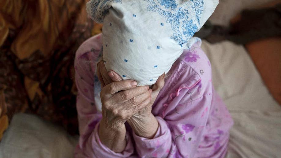 Ukrainian Town Of Debaltseve Struggles To Come Back To Life After Month