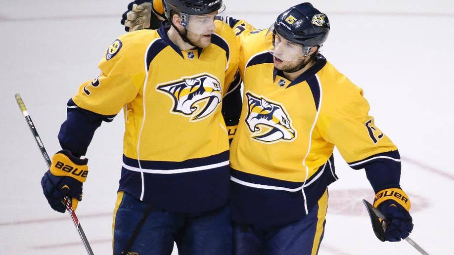 Predators score twice in final minute as Nashville rallies, beats ...