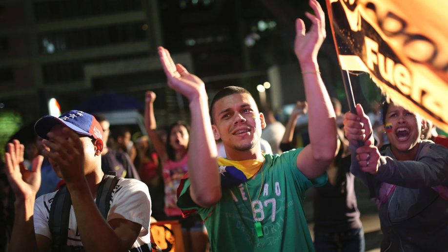 The Latest Venezuelan Opposition Says 7 1 Million Voted Fox News