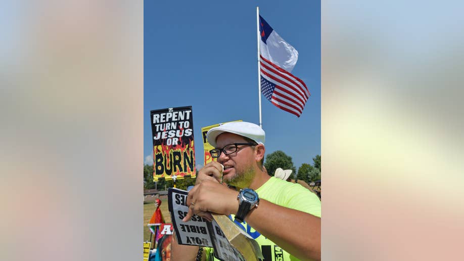 Returning To Work Clerk Who Denied Gay Marriage Licenses Still Faces