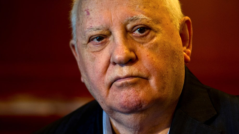 Former Soviet leader Gorbachev says Ukraine must hold together through ... Former Soviet leader Gorbachev says Ukraine must hold together through ...